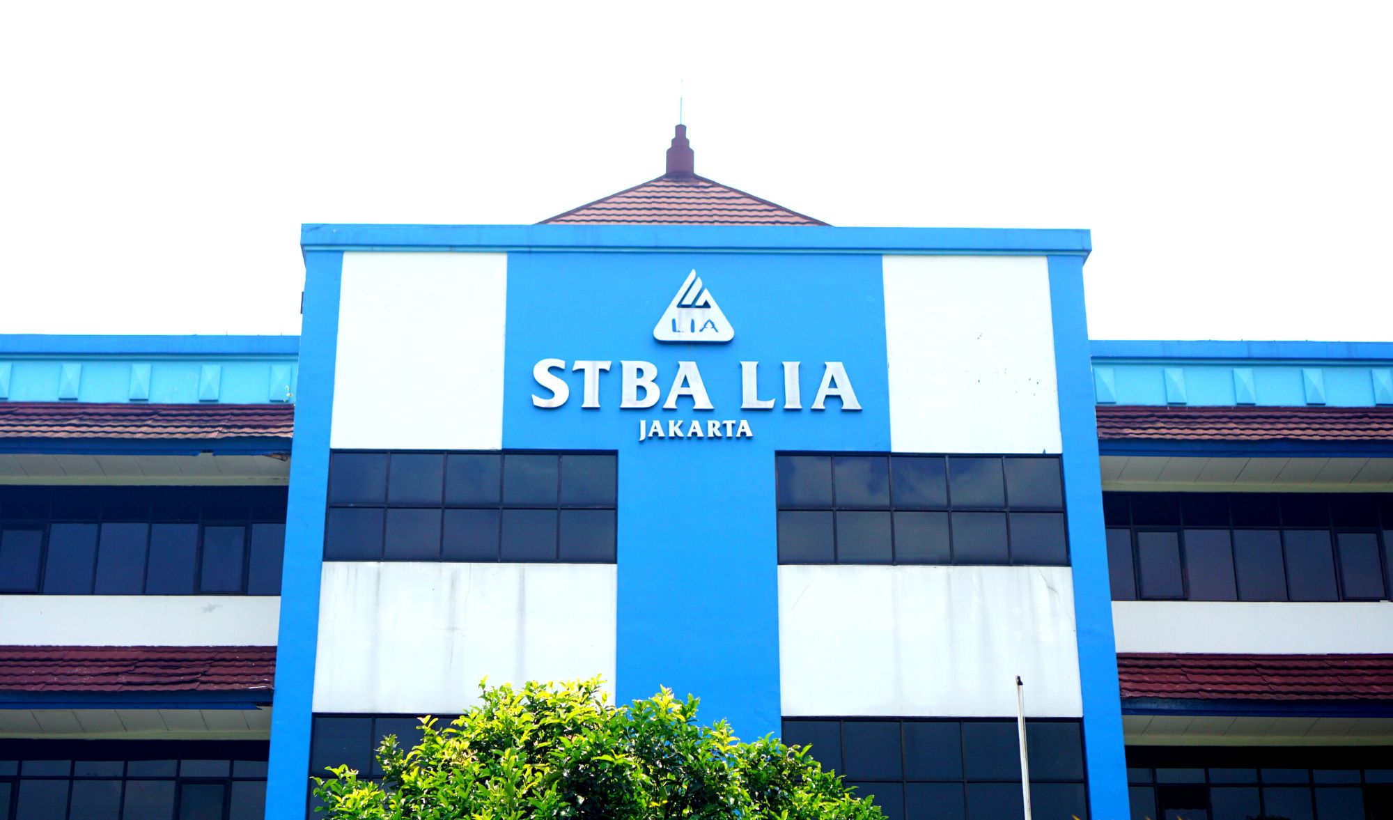 Sekolah Tinggi Bahasa Asing LIA (STBA LIA) - Japan View